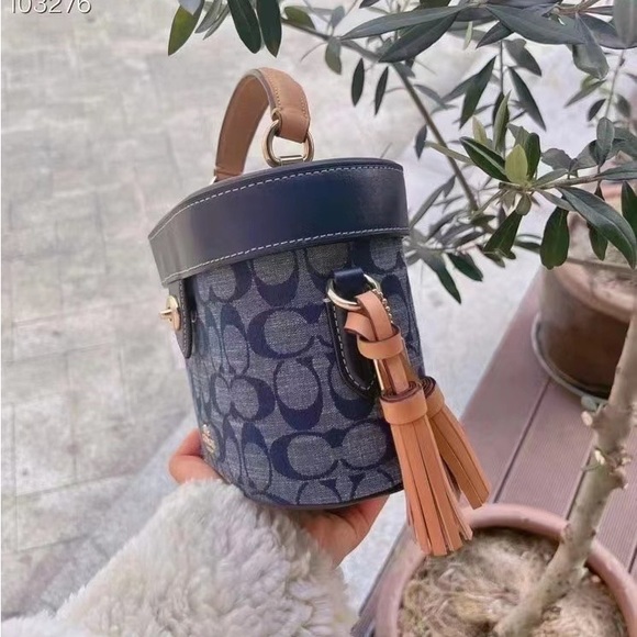 Coach | Bags | Coach Kay Crossbody In Signature Chambray | Poshmark